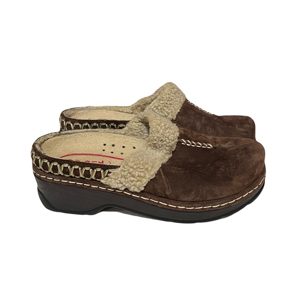 Klogs | Shoes | Klogs Womens Open Back Fleece Clog Brown Suede | Poshmark